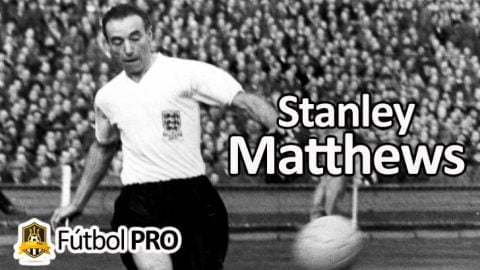 Stanley Matthews: El Mago del Dribbling y su Legado en el Fútbol